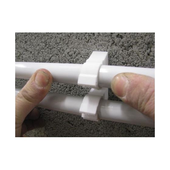 Fixation de tube multicouche tub-ring double blanc - Manubricole | manubricole.com